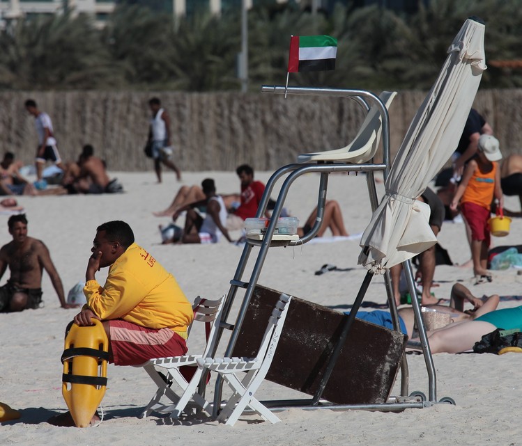 ABU DHABI LIFEGUARD BEACH